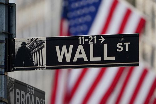 Retail Traders Fuel Surge in Leveraged Single-Stock ETFs | IUX24