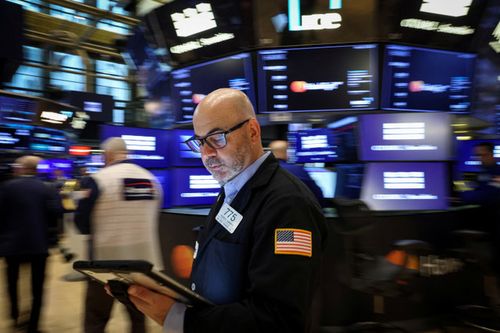 US stock futures rise as chipmakers recover before jobs data | IUX24