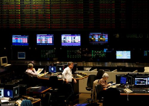 Argentina country risk hits lowest level since February | IUX24