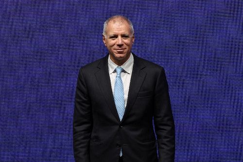HSBC and StanChart CEOs Address AI Job Cuts | IUX24